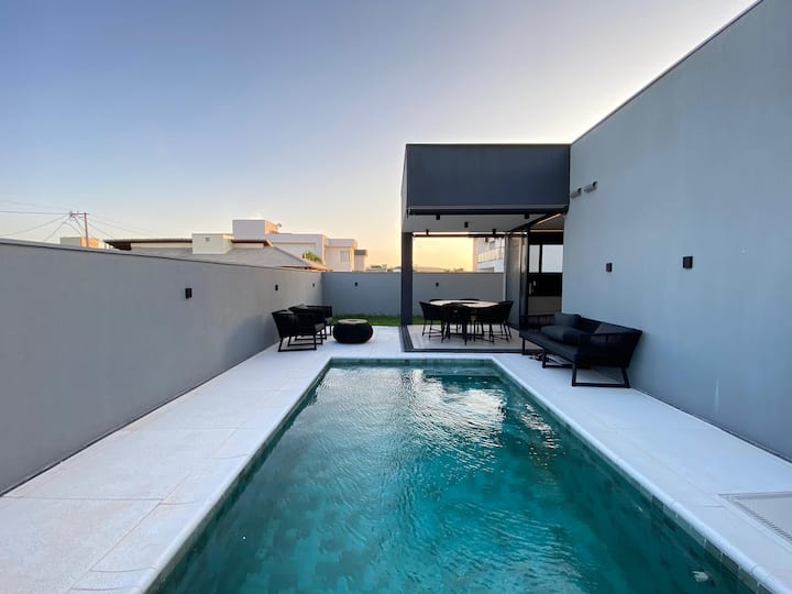 Casa Em Cabo Frio De Alto Padrão - Cabo Frio