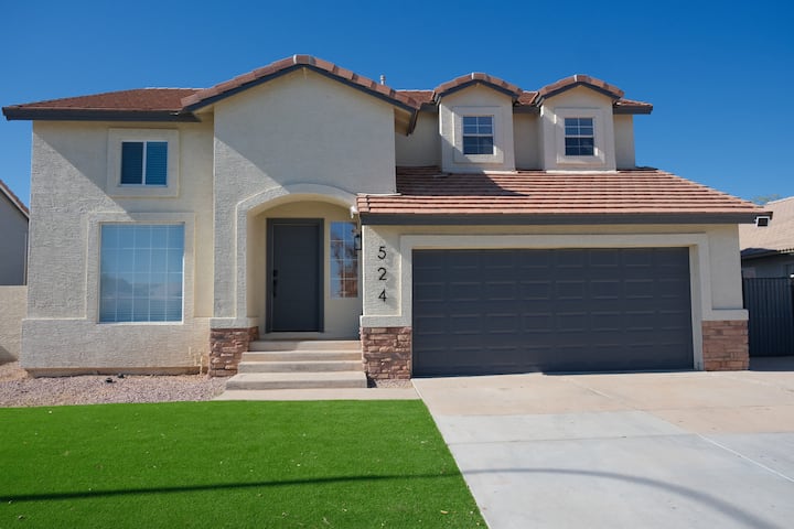 Newly Remodeled Spacious & Peaceful Stay - Gilbert, AZ