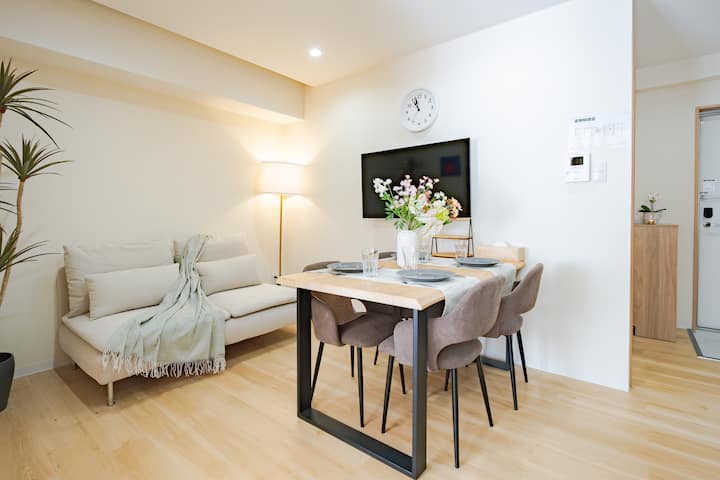 駅近1分/2ベッドルーム/最大4人/四天王寺/梅田・天王寺へ乗換なし/アクセス便利/南向き/701 - Japan