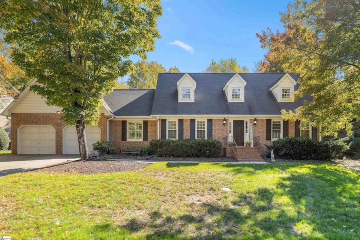 Huge Family Home In Greer-peaceful, Walkable, Fun! - Greenville