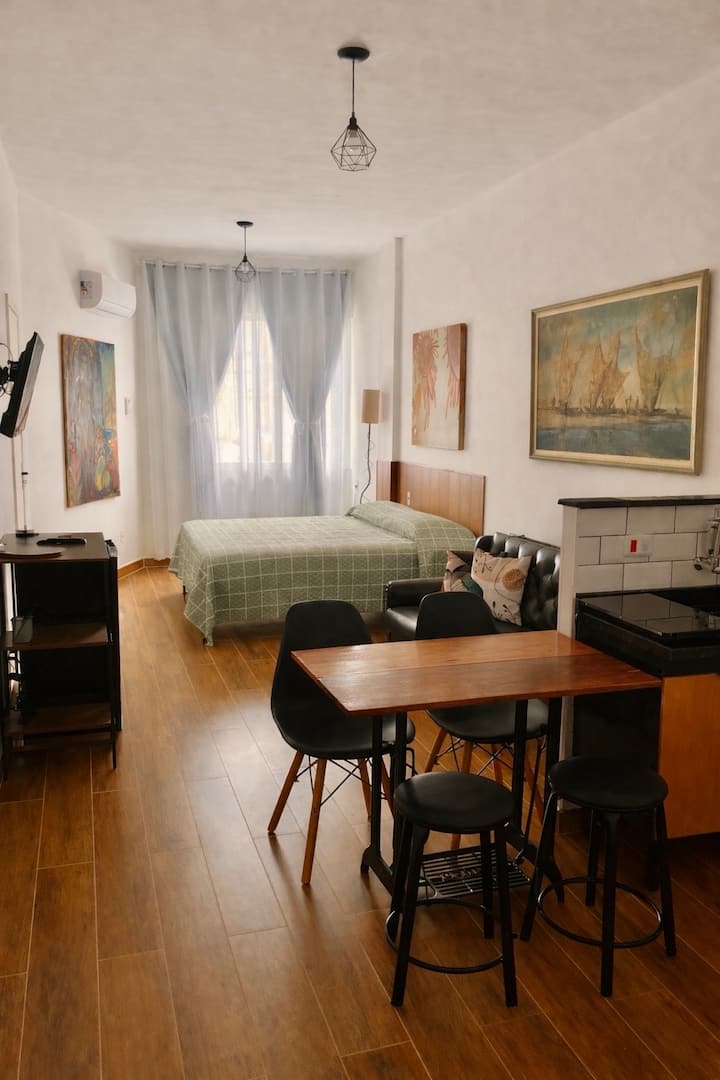 Studio Aconchegante Na Divisa Entre Lapa E Glória. - Glória