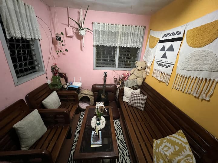 Budget-friendly Transient Room In Valencia, Lumbo - Valencia City