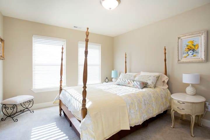 Family Perfect Home Designed For Being Together - Oregon City, OR