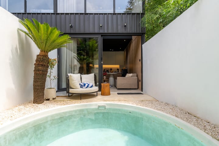 Solis Loft Villa, Canggu - Australia