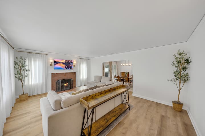 Stunning Spanish Casa • Pasadena • Disney • La Fun - Alhambra, CA