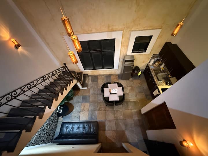 Luna Antigua - Jocotenango