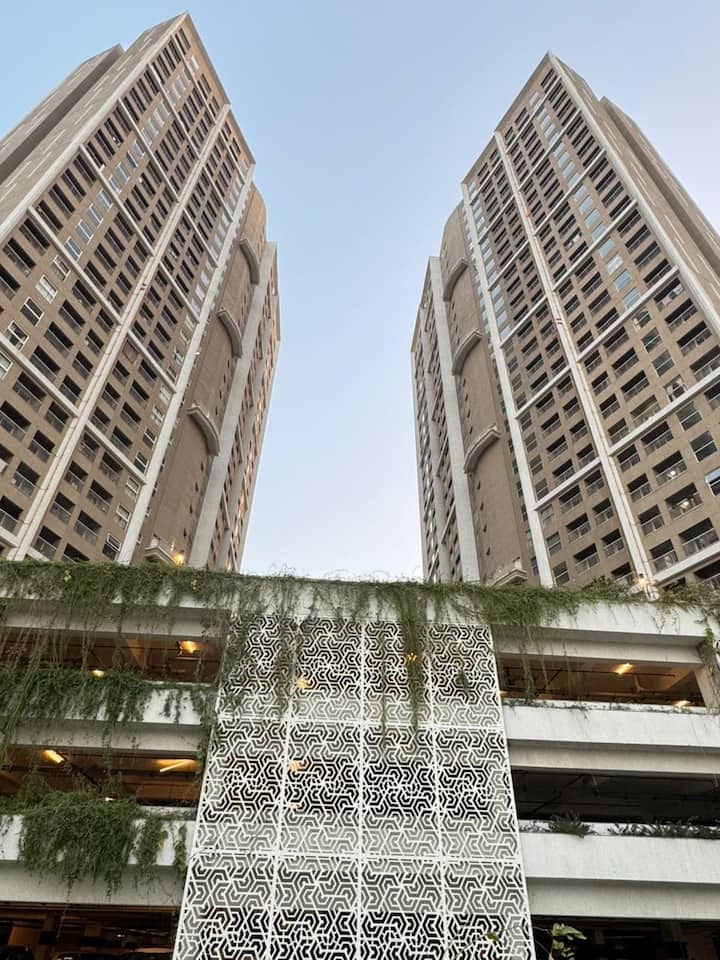 Aura Sky Suite - Gandhinagar