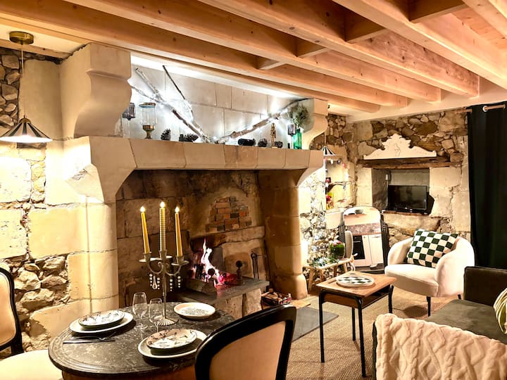 Pause Au Coin Du Feu Dans Gîte De Charme Classé 3* - Maine-et-Loire