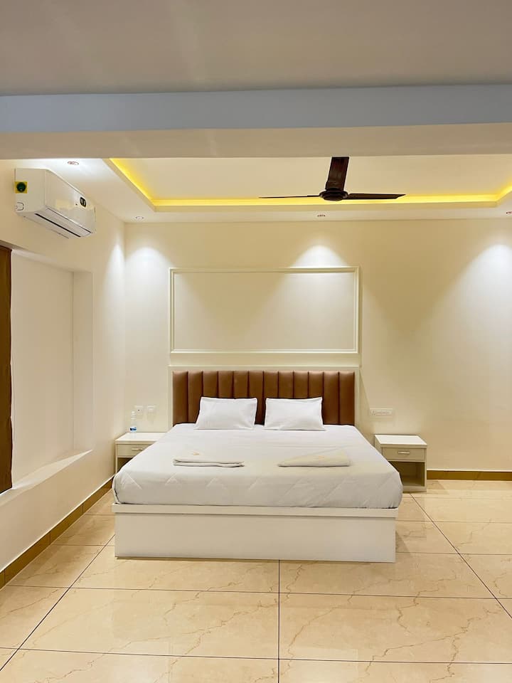 Aagneyam Grand Resort(18 Rooms Spacious) - Kozhikode