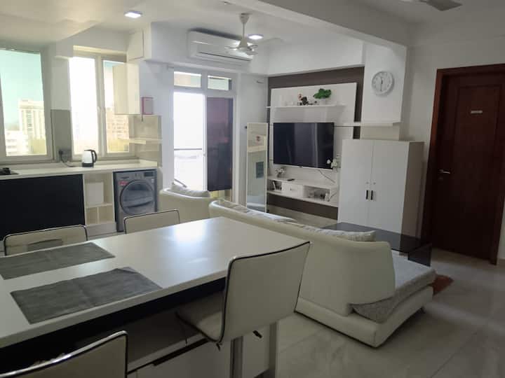 3 Bed Rooms Appartment
Heart Of City 
Near Airport - Maldives