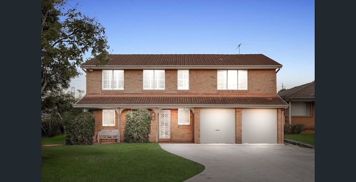 Luxe Family Stay, Bright, Spacious, Fully Equipped - Saint Marys, Australia