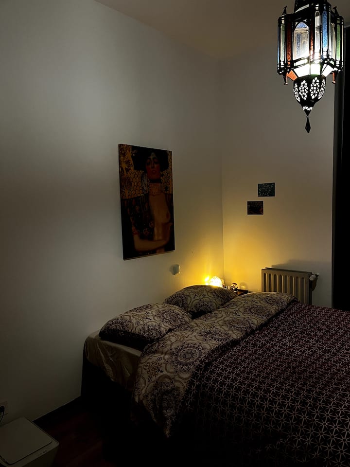 Chambre Calme Et Lumineuse, à Côté Des Terreaux - Lyon