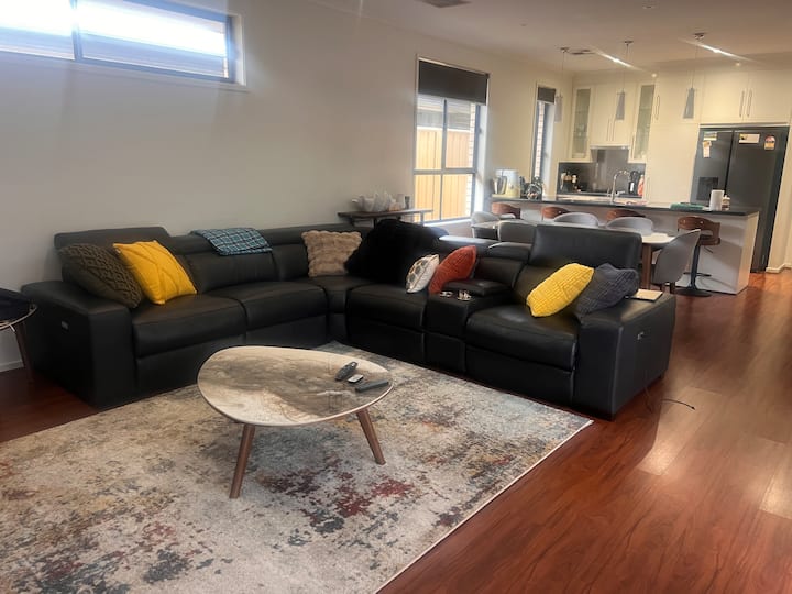 Private Room Near Barossa Valley + Easy Cbd Access - Gawler