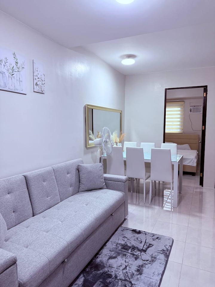 2br Condo Unit For 5 Pax W/ Wifi & Kitchen - Cebu