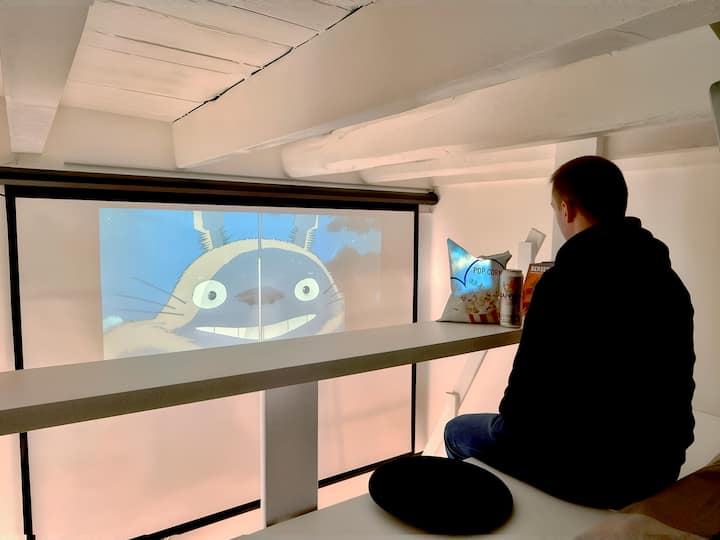 Cozy Loft Ghibli Vibes • Manga & Mini Cinema - Milan