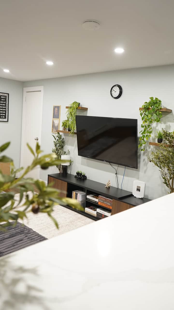 Cozy 1-bedroom Gem With Free Parking In Orange, Nj - Verona