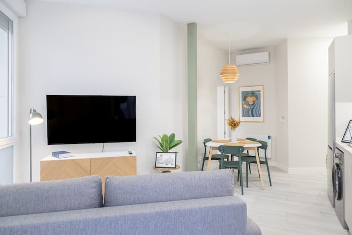 Bright Apt For 4 In Tetuán - Madrid