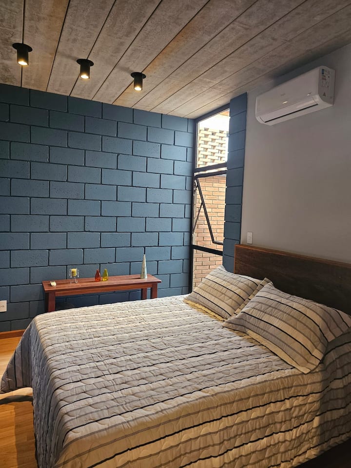 Casa C/churrasqueira/petfriendly/próxcentrosocorro - Socorro