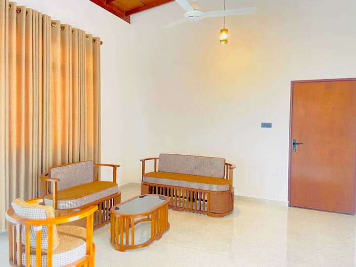 Stylish 1 Bedroom Apartment For Couples - Weligama - Mirissa