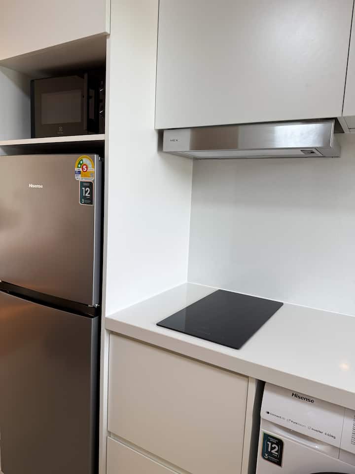 Brand-new Studio| Fast Wifi | 7 Min To Beach! - Thailand