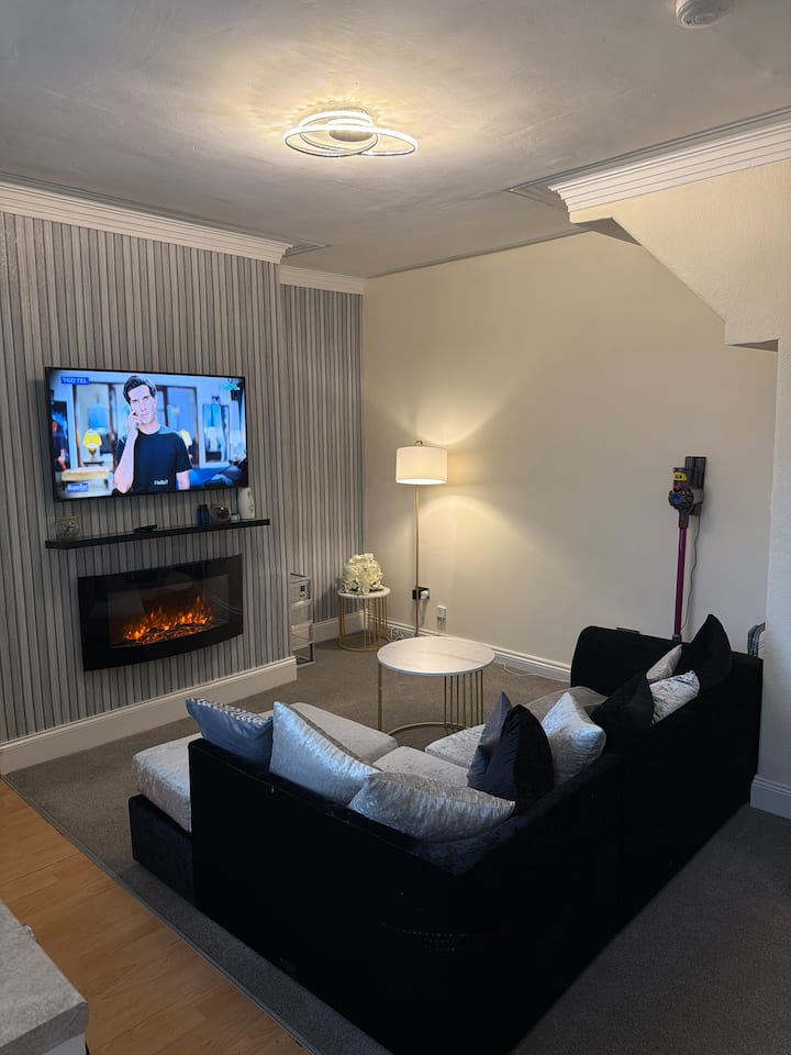 Beacon Nest - Bradford, United Kingdom