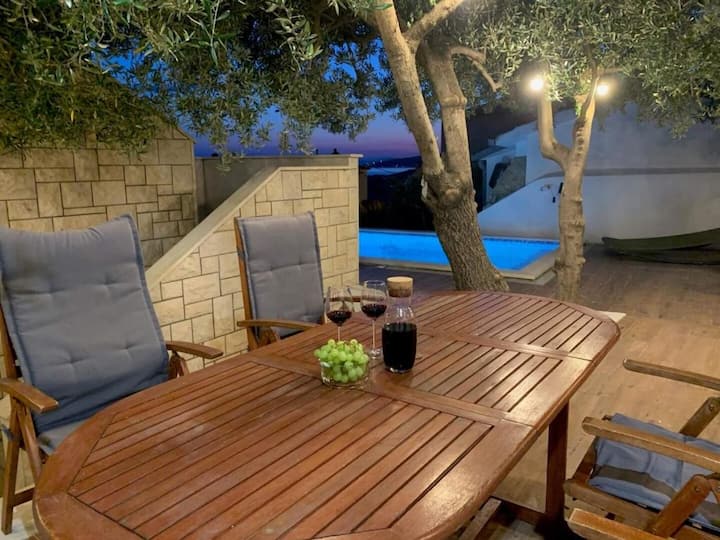 Carpe Diem - Xl Apartment With Pool And Seaview 1 - Omiš