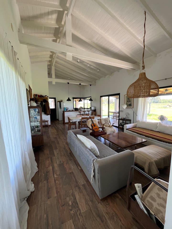 Casa De Campo En Lugar Tranquilo - Argentina