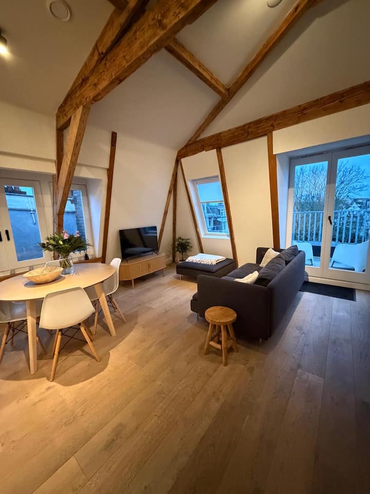 Licht Modern Appartement In Hartje Amsterdam. - Amsterdam