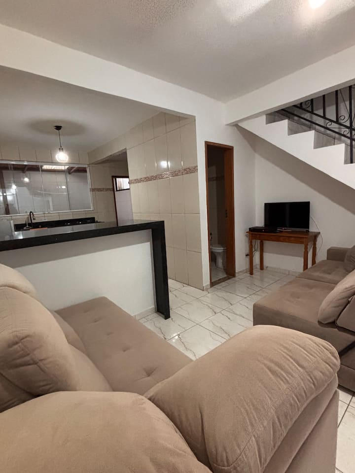 Para Até 4 Pessoas Com Opção De Passeio De Escuna. - Paraty