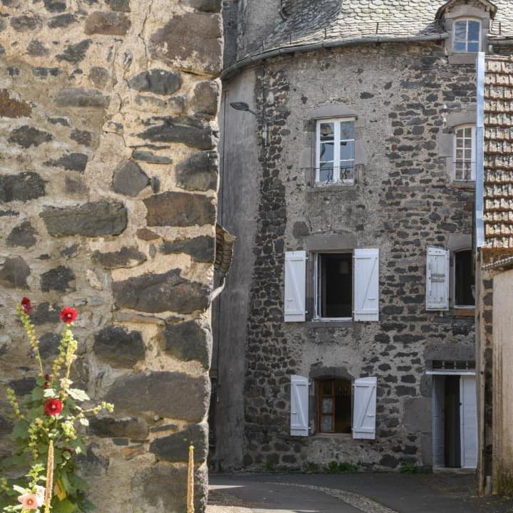 Les Anges D’allanche Grande Maison Cœur Du Village - Cantal