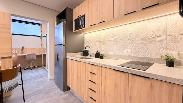 O Deslumbrante Das Mercês - クリティバ