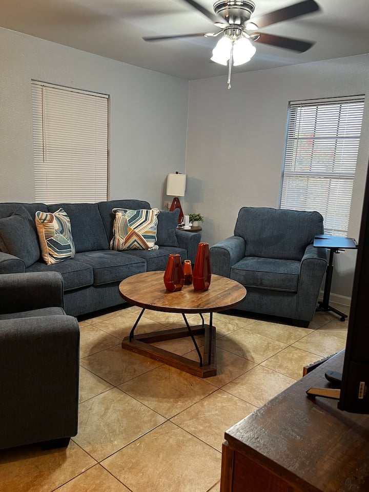 Lodge At Logan - Nuevo Laredo