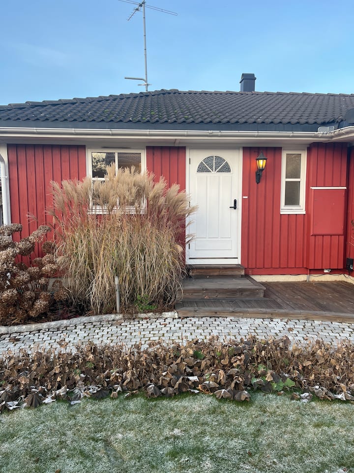 Mysig Gästlya – Nära Till Både Natur Och Innerstad - Tyresö