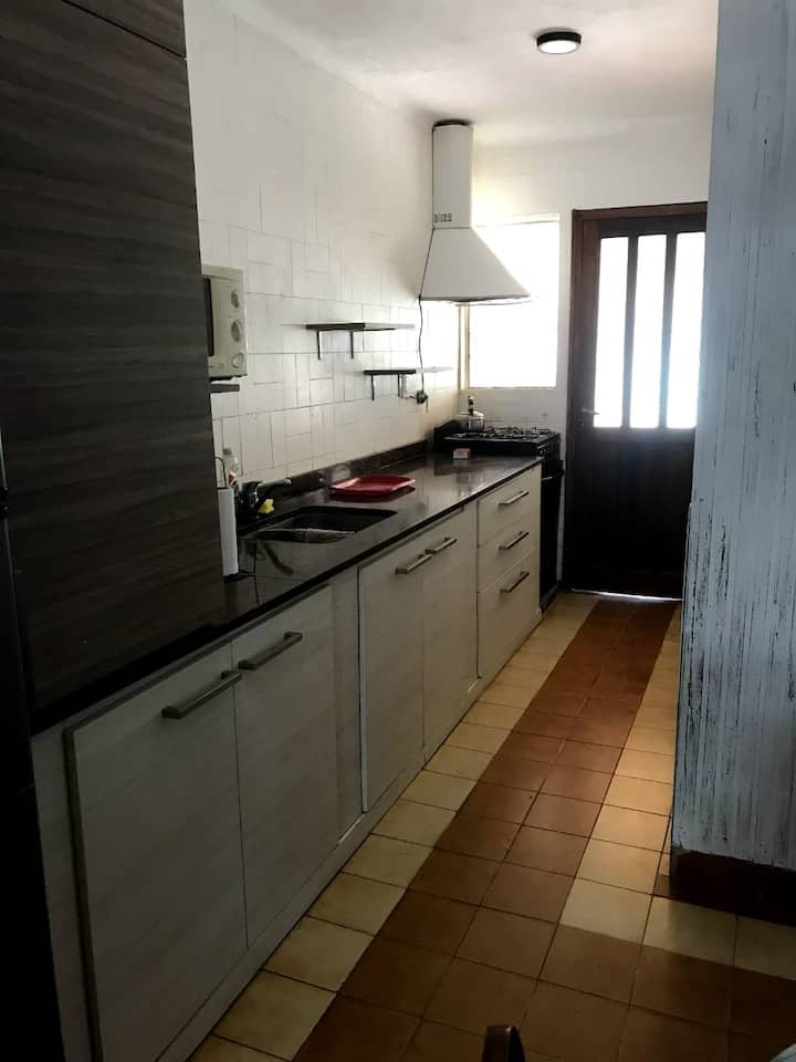 Casa Amplia Para 6 Personas - Necochea