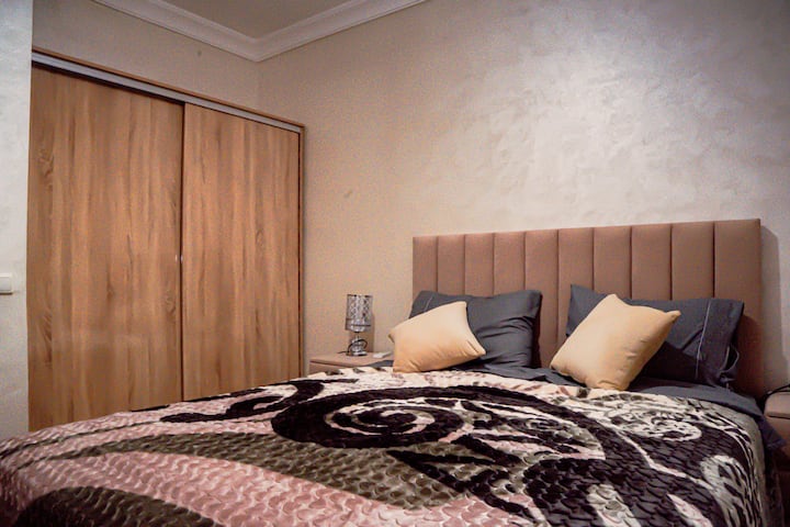 Chic & Cozy Airport Apartment Just Minutes Away - Marrakech