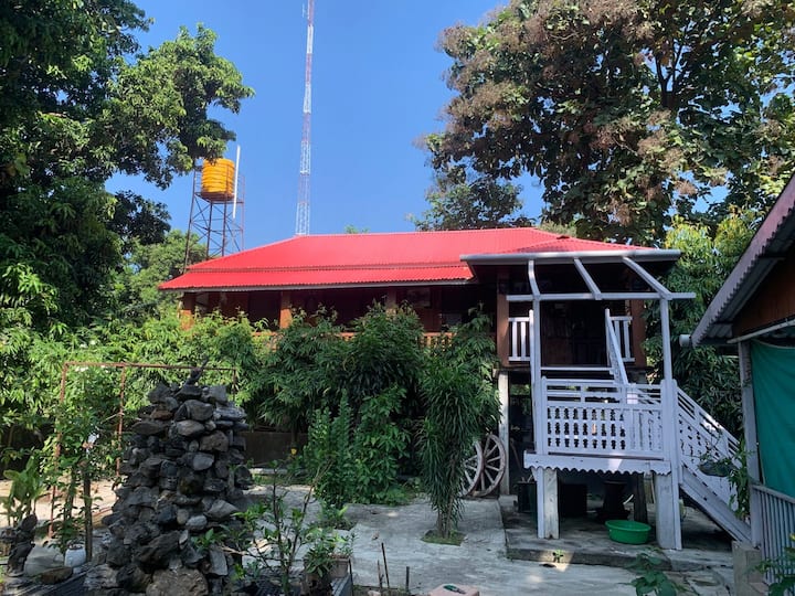 Mangifera Cabin In Kanchanrup - Nepal