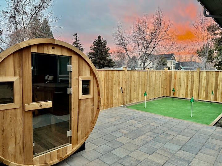 Sleeps 8~outdoor Barrel Sauna~hot Tub~firepit~golf - Bend