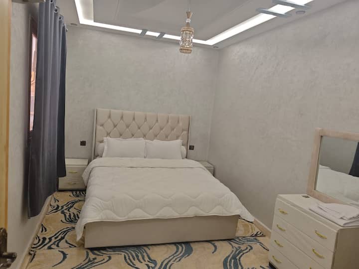 À Côté Gare Routière Midelt - Route Nationale N13 - Midelt