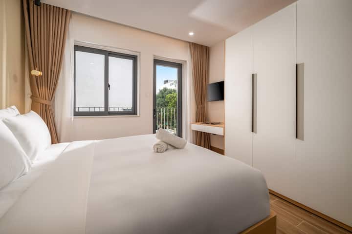 Bleu Marin - Seabreeze Modern Apartments - Da Nang, Province, Vietnam