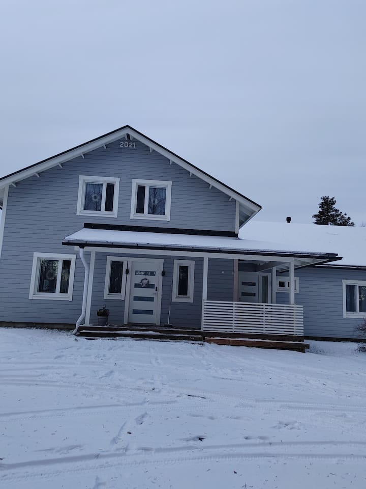 Iso Omakotitalo Rauhallisella Paikalla. - Tervola