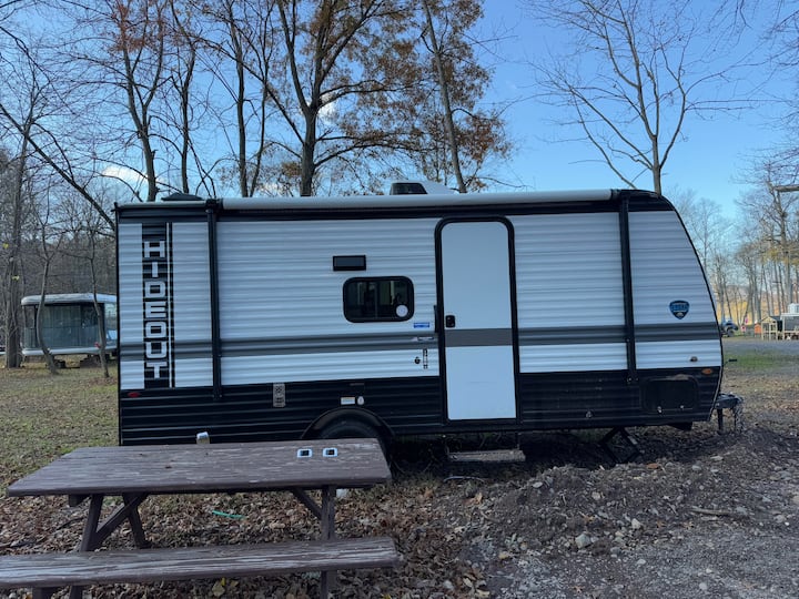 Studio Rv Retreat By The Forest - 캣스킬