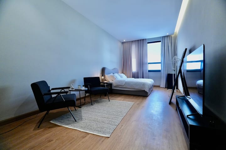 استديو حديث بإطلالة هادئة في حي المربع - Riyadh