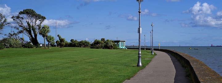 Beautifully Restored 2 Bedroom Cottage In Clontarf - Dublin