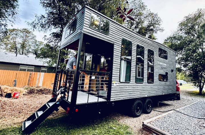 Tiny Home. Home Away From Home. Luxury Camping. - 엘로스톤 카운티