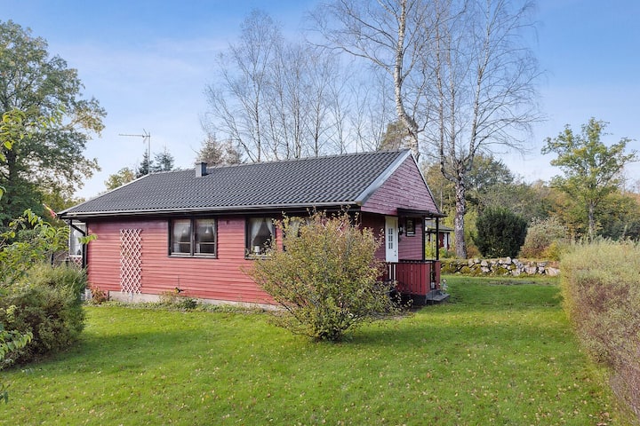 Mysig Stuga I Skogen - Hörby