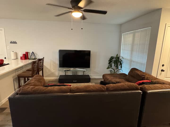 Exciting Little Get Away! - Cedar Hill, TX