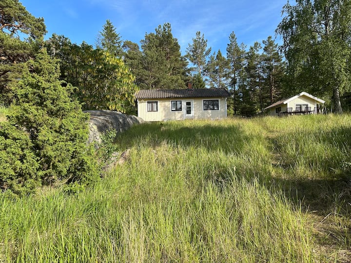 Gula Husen På Norrängen - Sandhamn