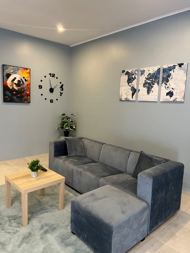 Spacious 2br App. Modern & Airy Blue Vibes - Paramaribo