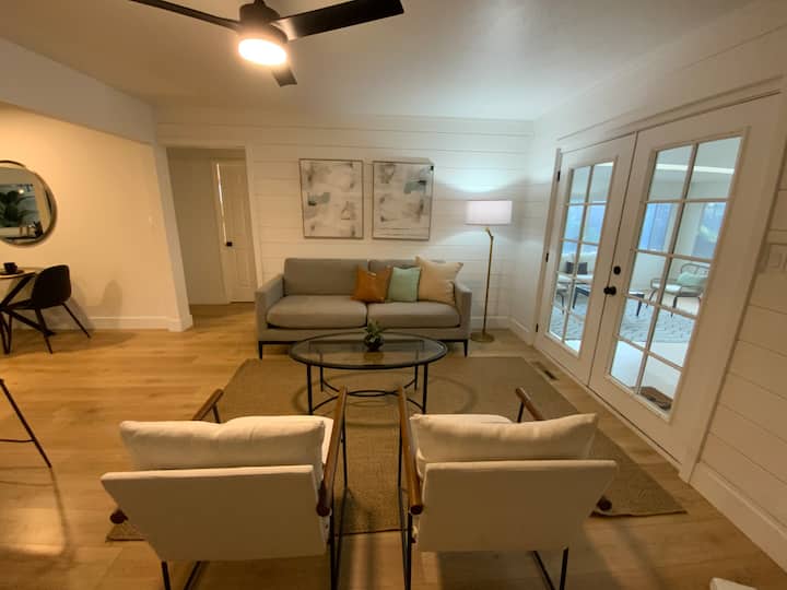 Comfy, Convenient Near Save Mart Center - Fresno, CA