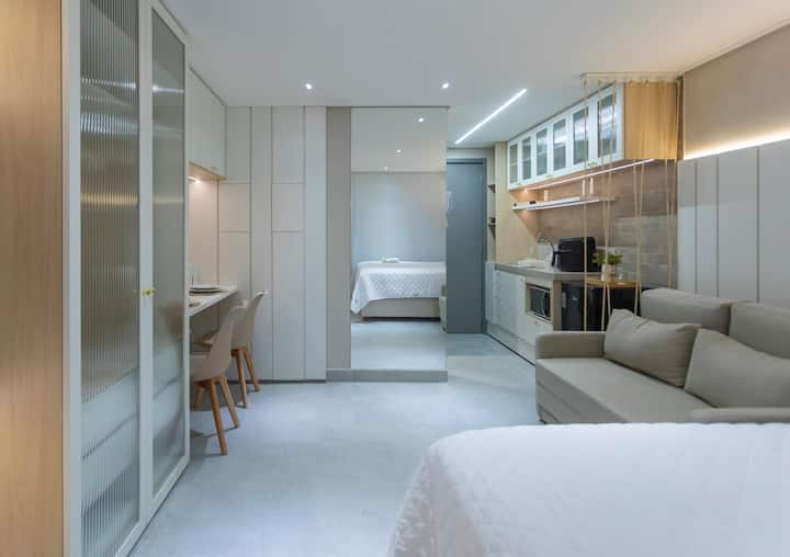 Flat Amplo- Varanda Vista Mar- Cabo Branco Premium - Brazília